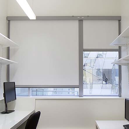 Stores enrouleurs sur mesure, rideaux – StoresEnrouleur